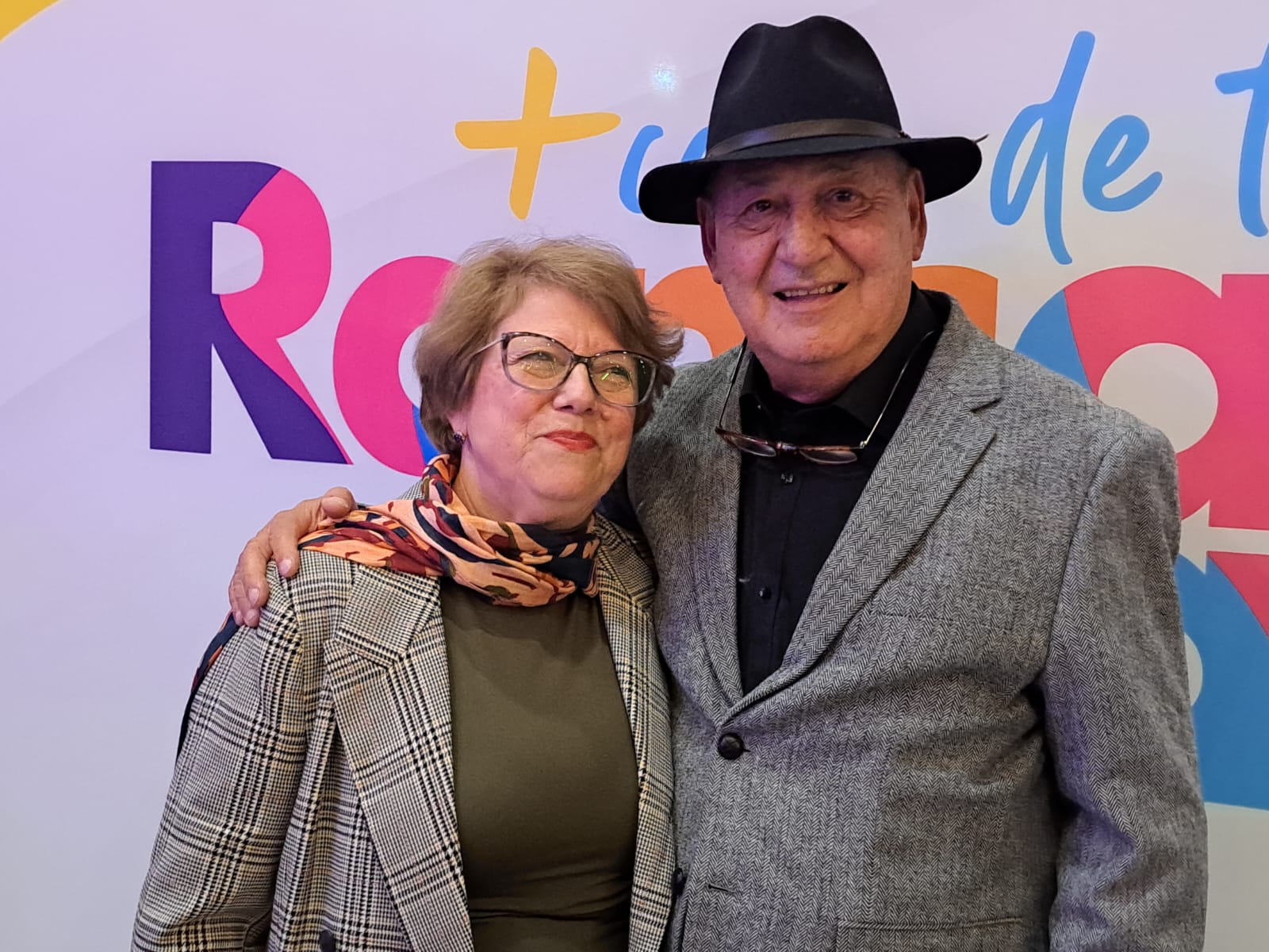 RODOLFO SEGUEL Y SU RECONOCIMIENTO CON LA MEDALLA SANTA CRUZ DE TRIANA ...